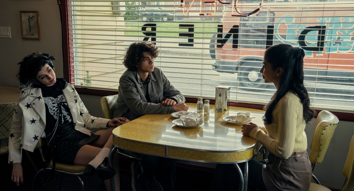 Juan et Tilda se retrouvent-ils ensemble dans Les Imparfaits ? - Netflix News